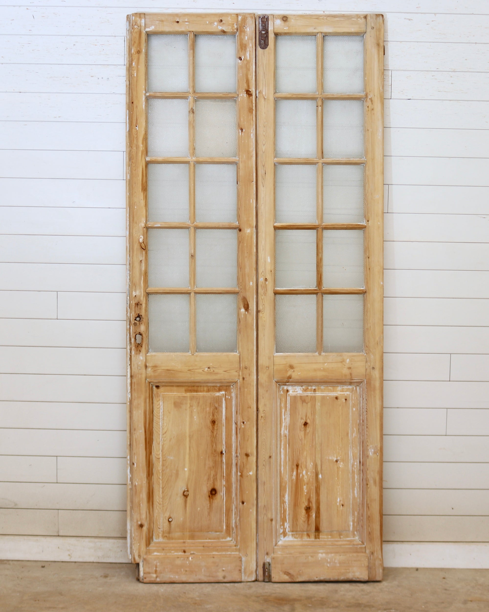 THE DOUGLAS FRENCH PAIR WITH GLASS – Preservation Company